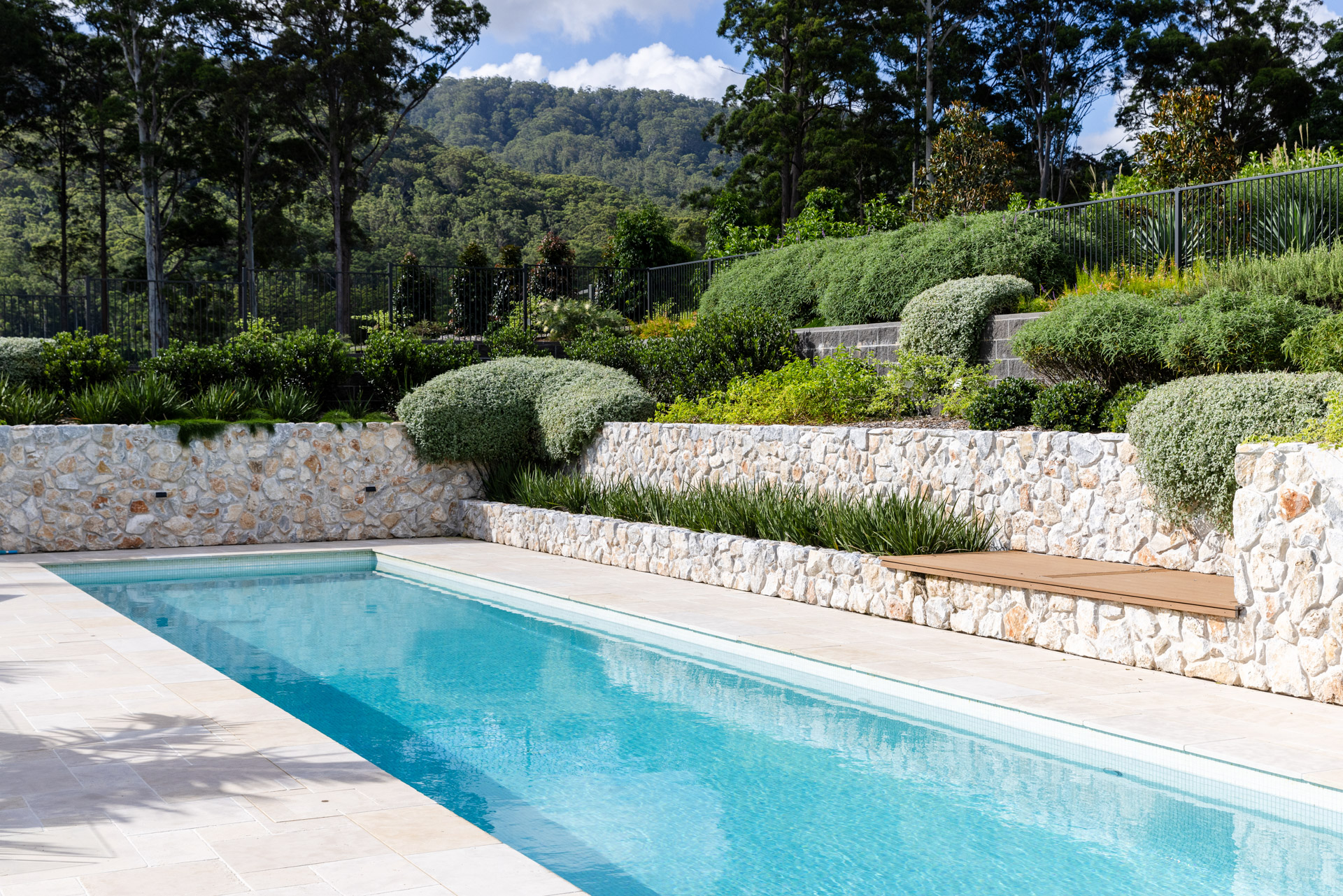 HIDDEN VALLEY - Garden Expressions